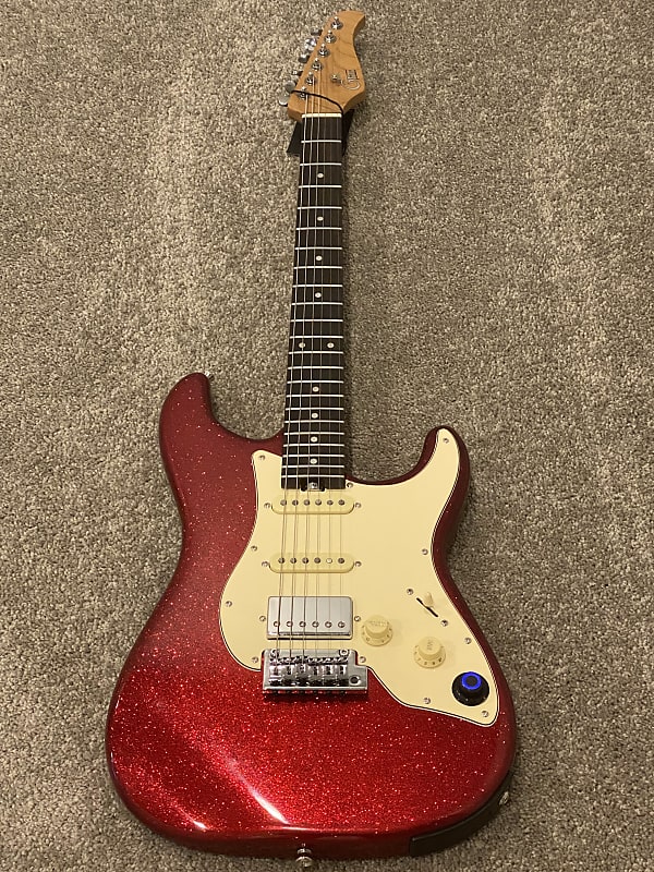 GTRS S800 Intelligent Guitar with Built-in Effects and | Reverb