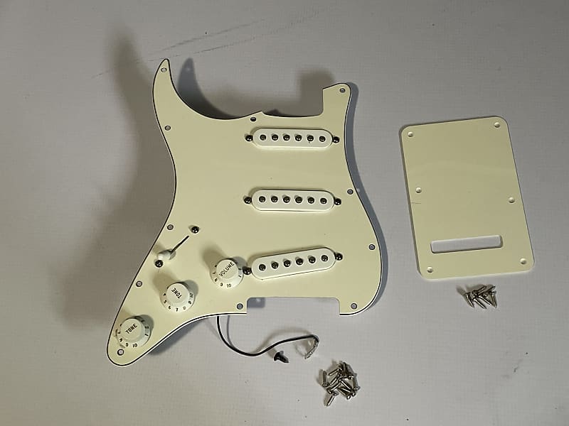 2006 MIM Fender 60th Anniversary Lefty Stratocaster Loaded | Reverb