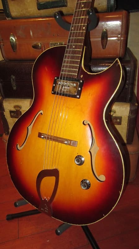 1972 Guild T-100 Sunburst | Reverb