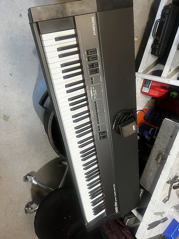 Roland RD-300 88-Key Digital Piano | Reverb