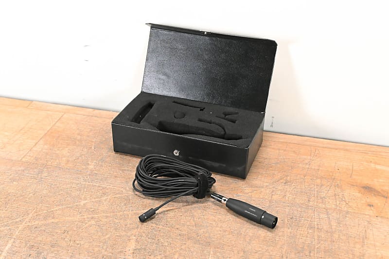 Audio-Technica AT831R Condenser Lavalier Mic with AT8533 | Reverb