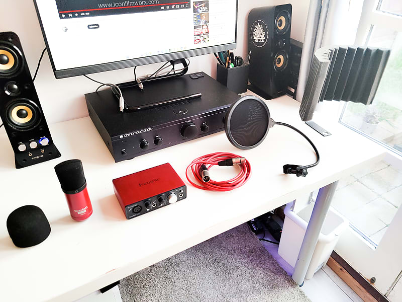 Focusrite Scarlett Bundle Set of 7 items | Reverb