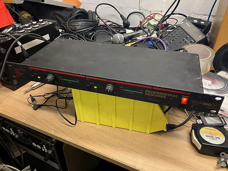 Behringer Professionial Denoiser MKII -2 channel 80i - black | Reverb