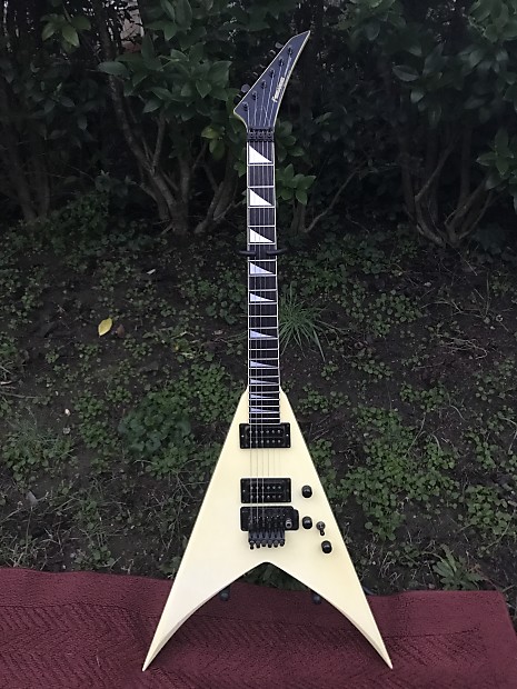 Fernandes Robbin Crosby King V 1984 White | Reverb