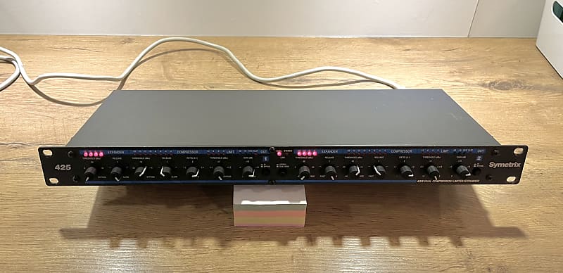 Symetrix 425 Compressor / Limiter / Expander | Reverb España