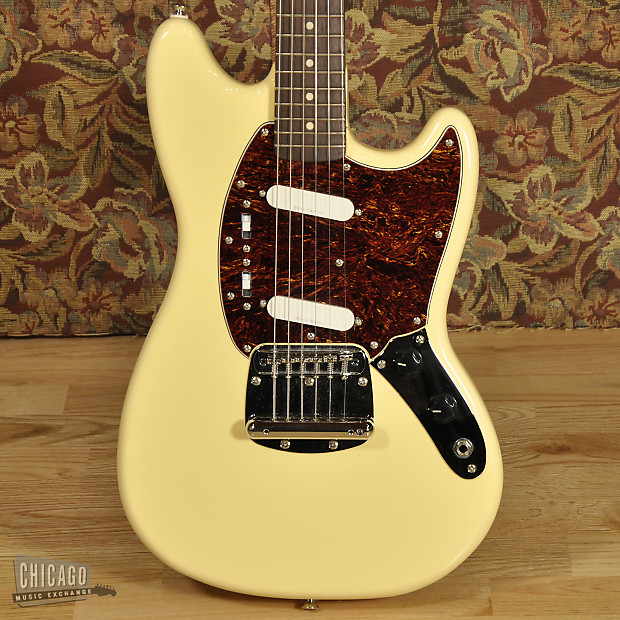 Squier Mustang White | Reverb