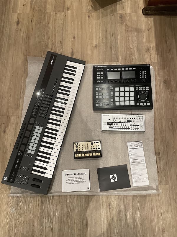 Music Production Bundle | Reverb UK