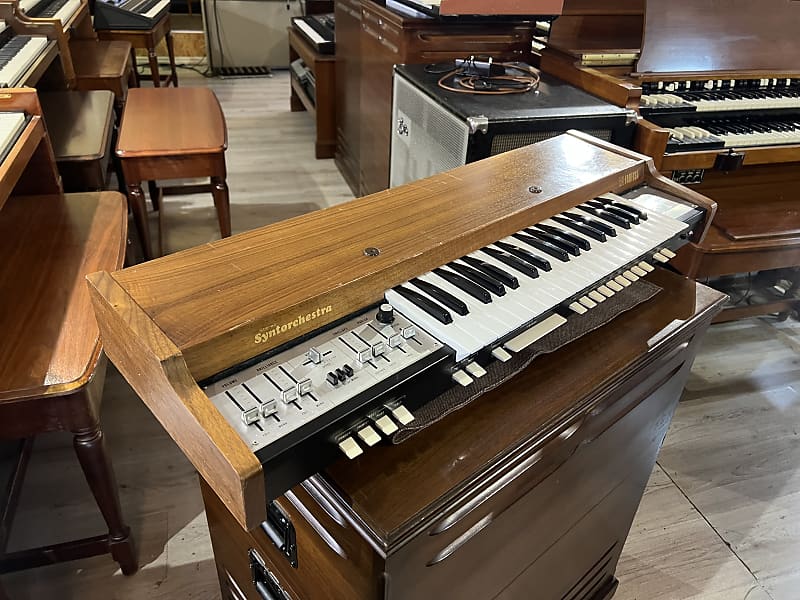 Farfisa Syntorchestra 37-Key String Synthesizer 1976 - Silver | Reverb