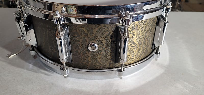 Remo Gold Crown 14x5 2005 - Textured | Reverb