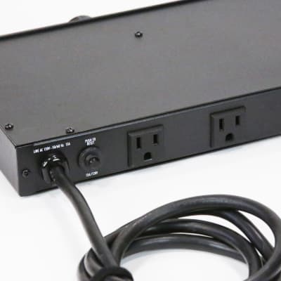 Furman M-8Lx Power Conditioner Rack Mount Voltage Regulator | Reverb