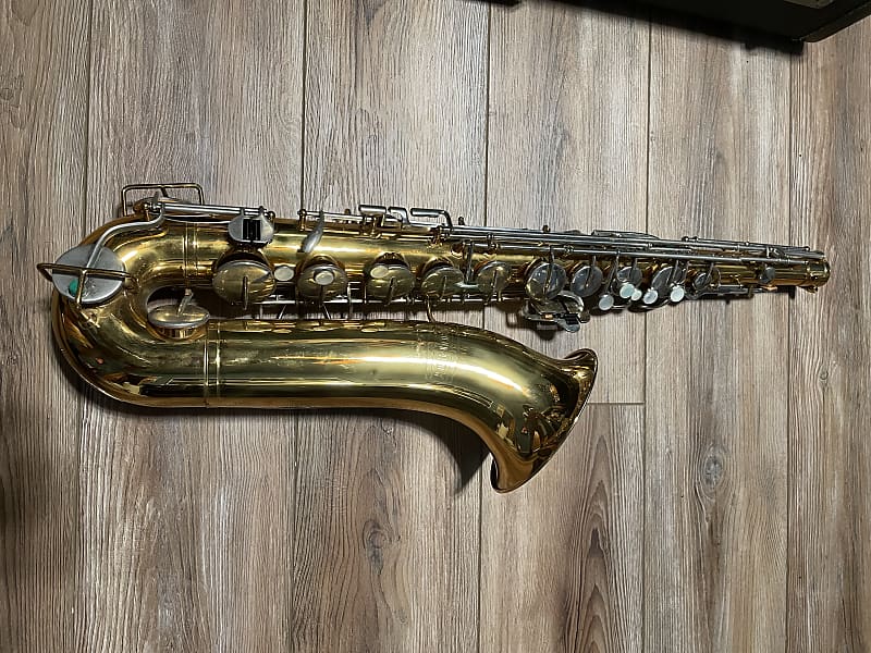 Selmer Bundy saxaphone with case and extra reeds | Reverb