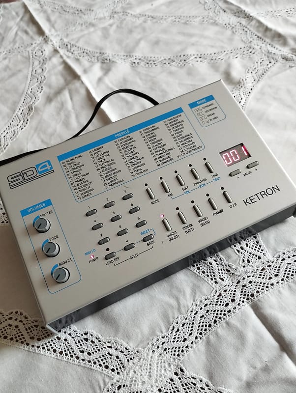 Ketron SD4 MIDI module | Reverb