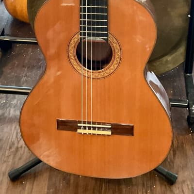 Jose Ramirez R1 Classical Guitar 2001 -w/ Original Hardshell | Reverb