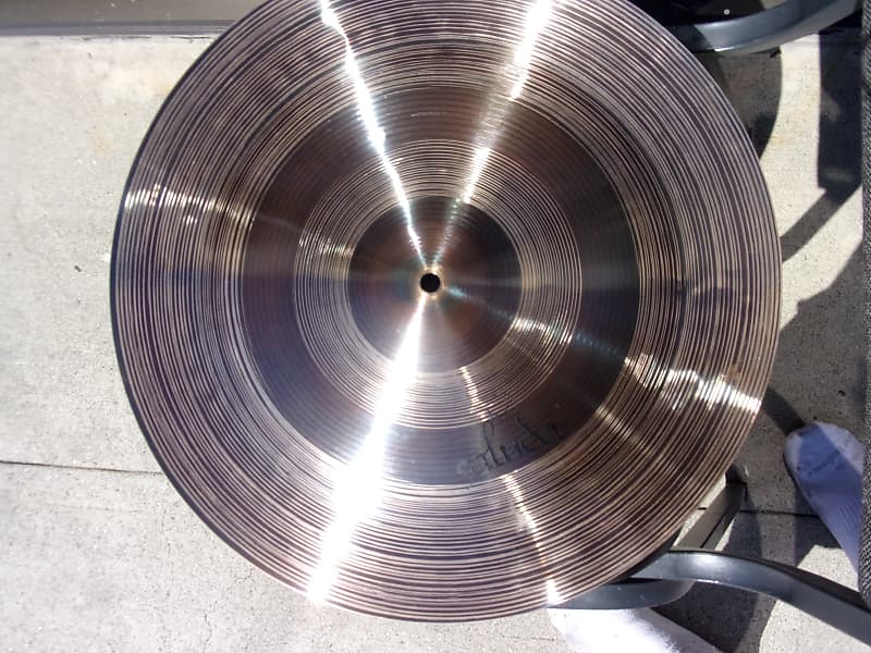 Saluda 18" Inverted China Saturn Rings Hand Hammered | Reverb