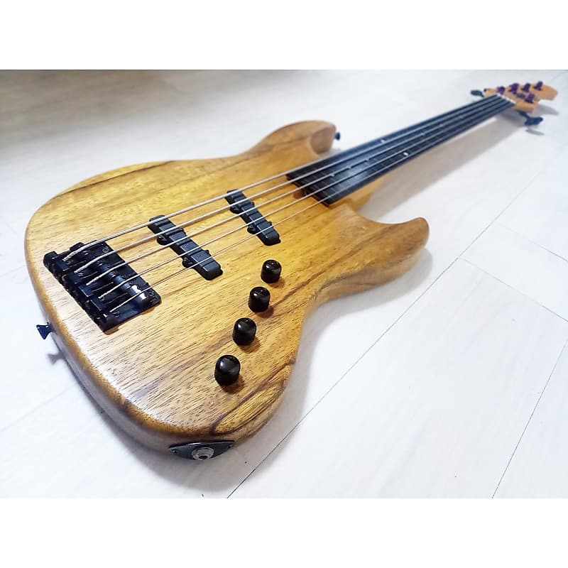 Moon JJ5 Fretless. Koa / Ebony circa 1995 | Reverb