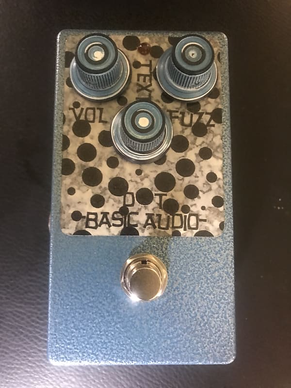 Basic Audio Dot - Blue | Reverb