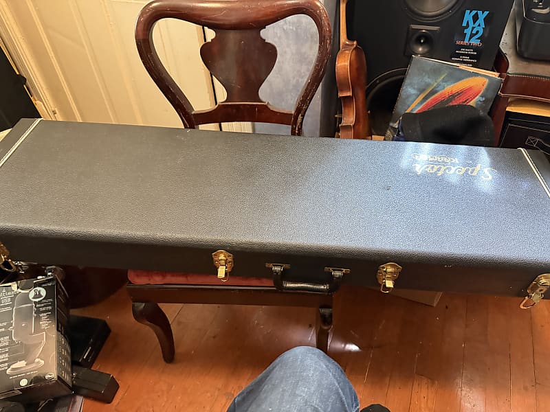 Kramer Spector Vintage bass guitar case - Black | Reverb