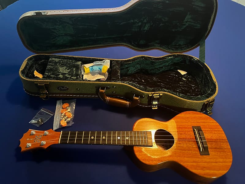 KoAloha KCM-00 Koa Concert Ukulele with deluxe tweed hard | Reverb