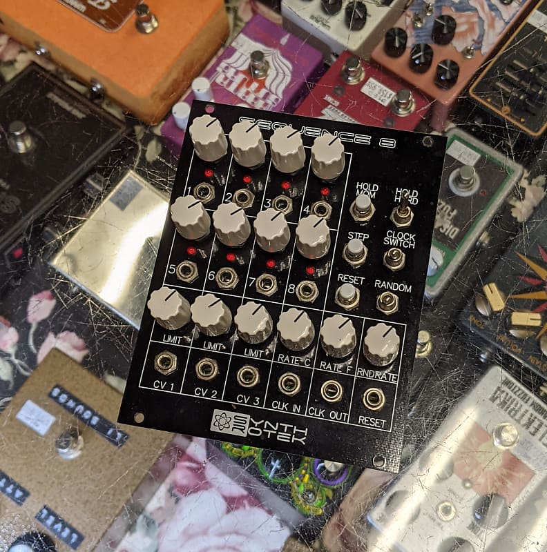 Synthrotek Sequence 8 Analog 8 Step Eurorack Sequencer Reverb