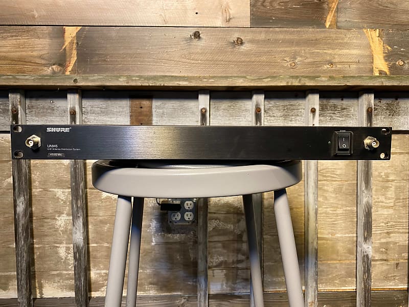 Shure UA845 UHF Antenna Distribution Unit Owned by Switchfoot | Reverb