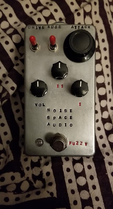 Noise Space Audio Fuzz V 2021 | Reverb
