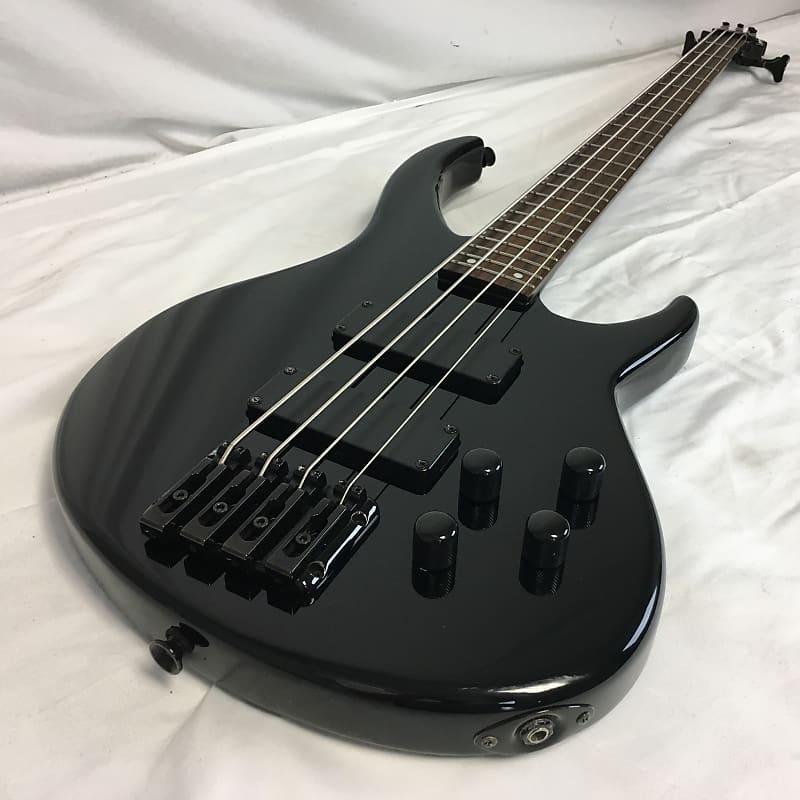 Peavey Grind BXP Electric Bass Guitar w/Gig Bag | Reverb
