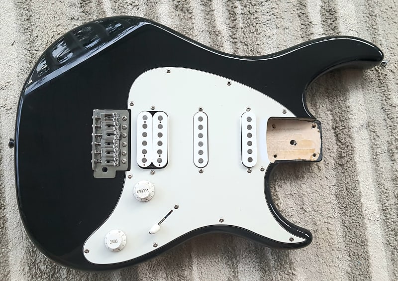 Peavey Raptor Plus EXP - Black loaded | Reverb