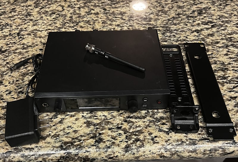 Sennheiser SR IEM G4 Wireless In-Ear Monitor Transmitter A | Reverb