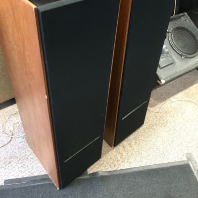 Polk Audio RTA 15T Tower speakers - Powerful stereo Speakers! | Reverb