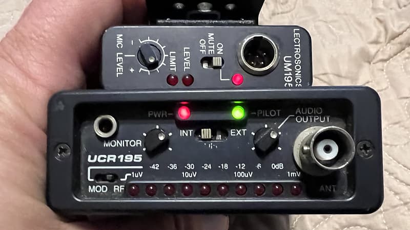 Lectrosonics UCR/UM 195 Fixed Frequency Transmitter/Receiver | Reverb