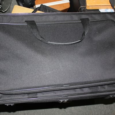 Pedaltrain Classic 2 with 1250 Power Supply and Gig Bag | Reverb