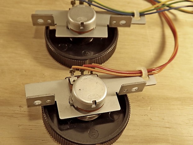 Korg MicroKorg PARTS - Pitch bend / Mod Wheel | Reverb UK