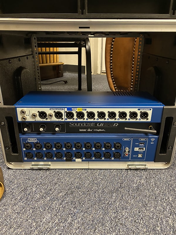 Soundcraft ui24 with touch screen computer and gator travel | Reverb