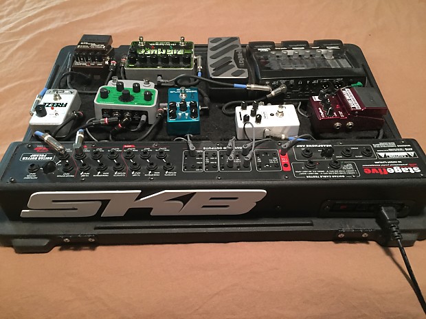 SKB Stage Five Pro Pedal Board With Case & Power Supply Stage | Reverb