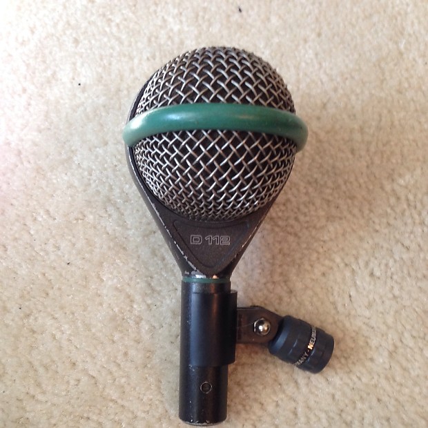 AKG D112 | Reverb