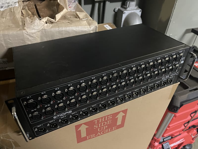 Midas DL32 - 32-input / 16-output Digital Stage Box S32 Late | Reverb