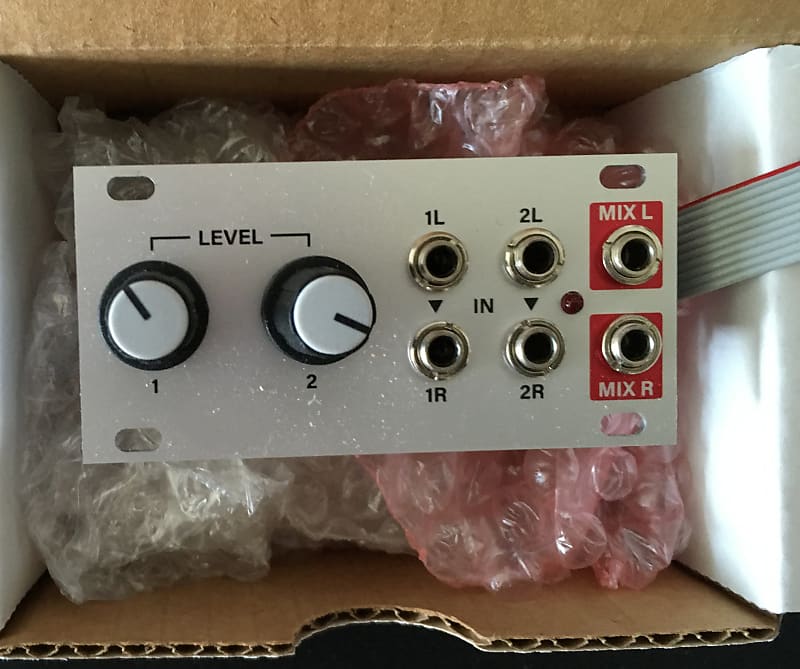 Intellijel Intellijel Stereo Mixer 1u | Reverb