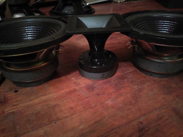 Line Array 2x8" Tops Speakers With Compression Horn Tweeters | Reverb