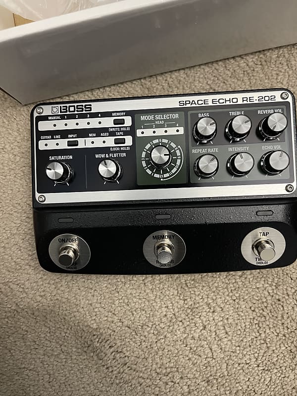 Boss RE-202 Space Echo - like new | Reverb