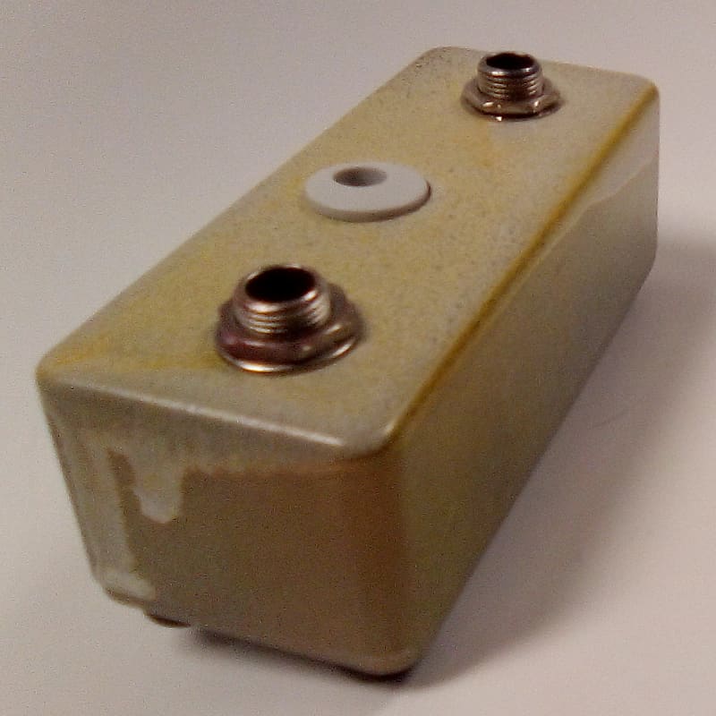 Kneebone Street Shop Experiment #231 Piss Punk Distortion | Reverb