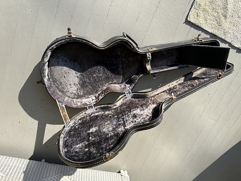 Guild Starfire case #4516 1960s - Black tolex | Reverb