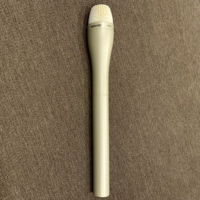 Shure SM63L Handheld Dynamic Microphone (23cm Handle) | Reverb Canada