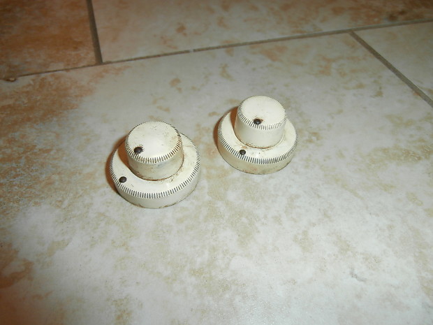 Vintage 1960's Silvertone/Danelectro Concentric Control | Reverb