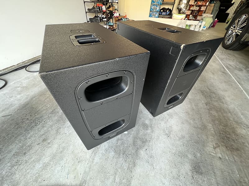 Pair of QSC KS212C 3600-Watt Dual 12" Active Cardioid | Reverb