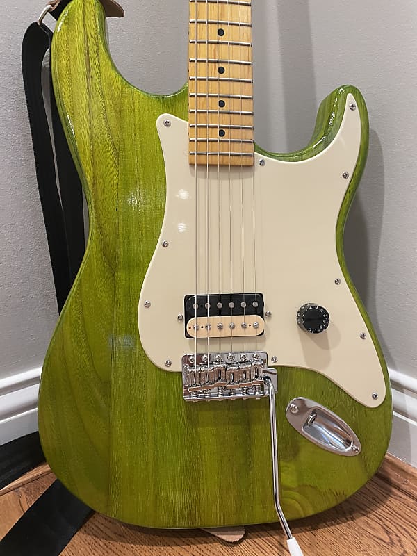 Partscaster Strat-style Delonge-inspired - Trans Lime | Reverb