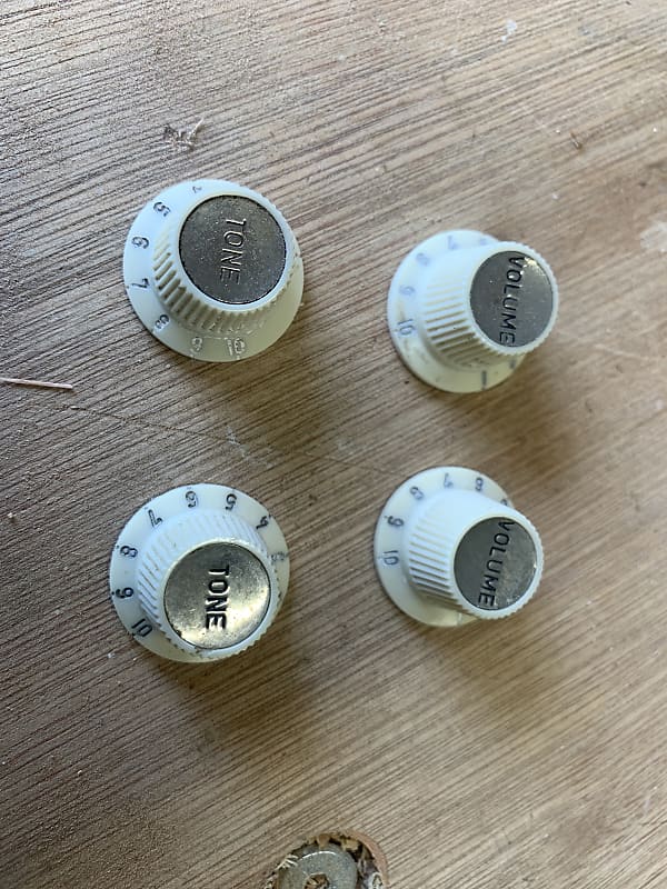 Hofner Verithin Control knobs Mid 60's - Cream | Reverb