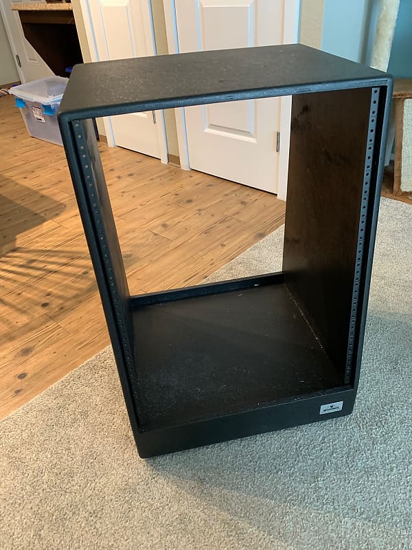 Grundorf SLRB-14C Studio Series 14U Slanted Rack Shell (with | Reverb