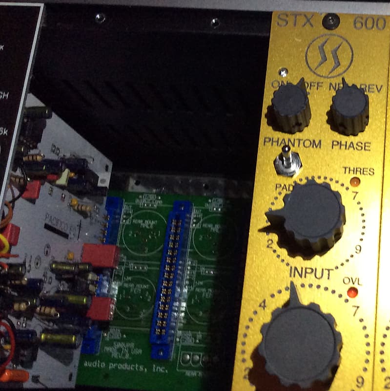 Spectra 1964 STX 600 Preamp / Comp / Limiter API 500 series - | Reverb