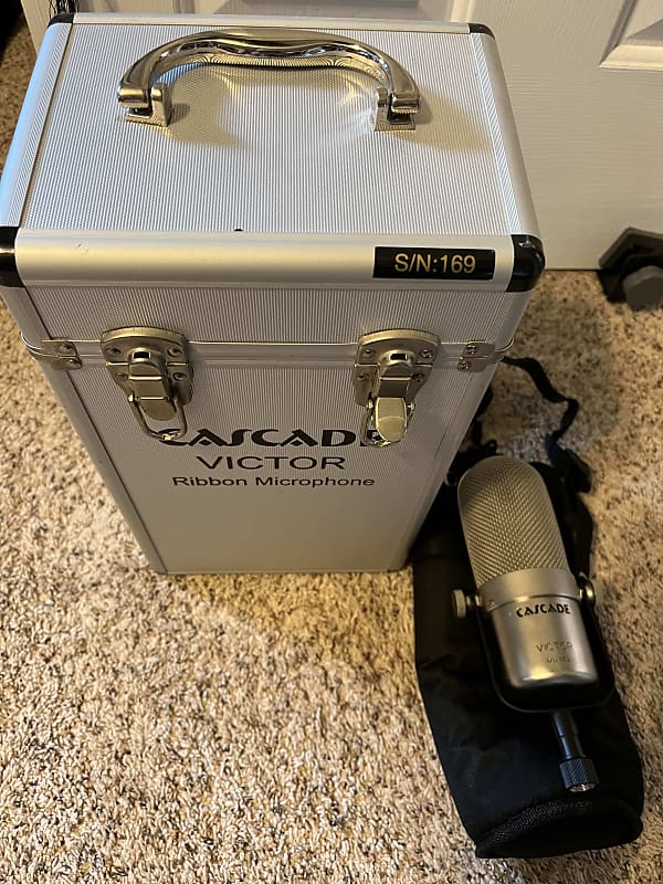 Cascade Victor Ribbon Microphone | Reverb