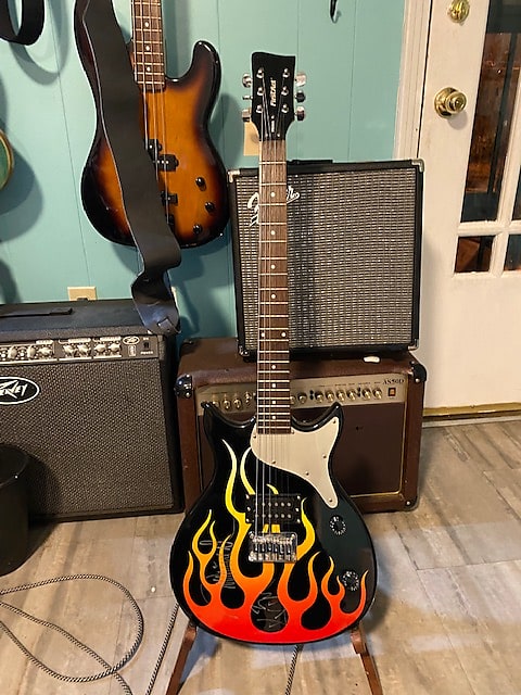 First Act ME444 Signed by Brooks & Dunn Circa 2008 Black | Reverb